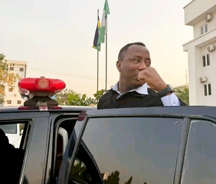 Omoyele Sowore Detained Indefinitely After Rejecting ‘Illegal’ Bail ...
